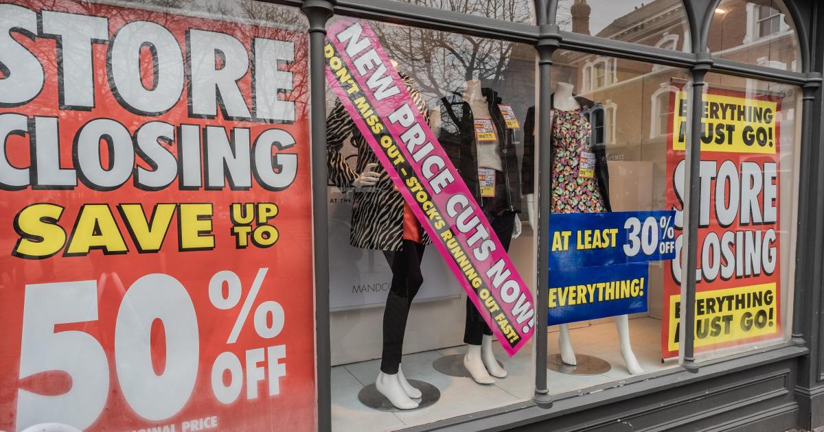 Leading Labels to close all 15 stores after entering liquidation ...